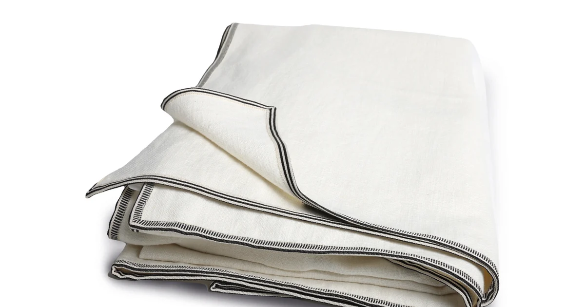 Casamance Guethary Throw 130X200 Pl 04 01 | James Dunlop Textiles